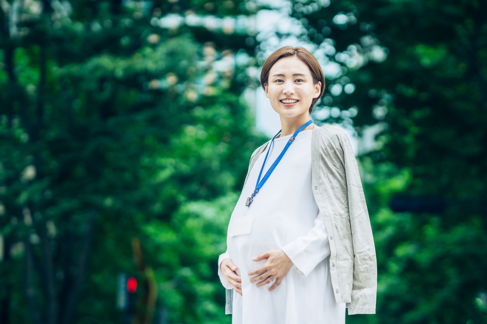 【助成金】1事業所につき15万円。働く妊婦さんのための「休暇制度」を導入しよう。 補助金のコンシェルジュ